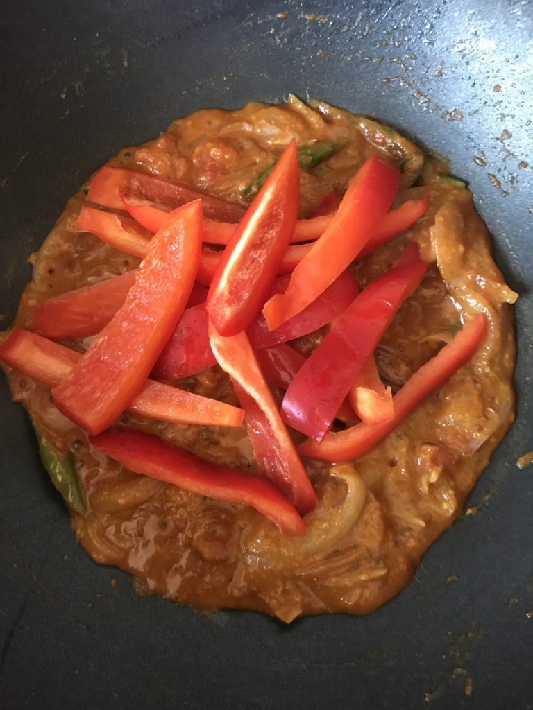 Paneer and bell pepper masala – Kitchen Mai
