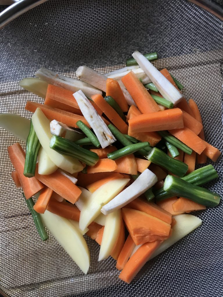 Kerala avial (mixed vegetables with coconut) – Kitchen Mai