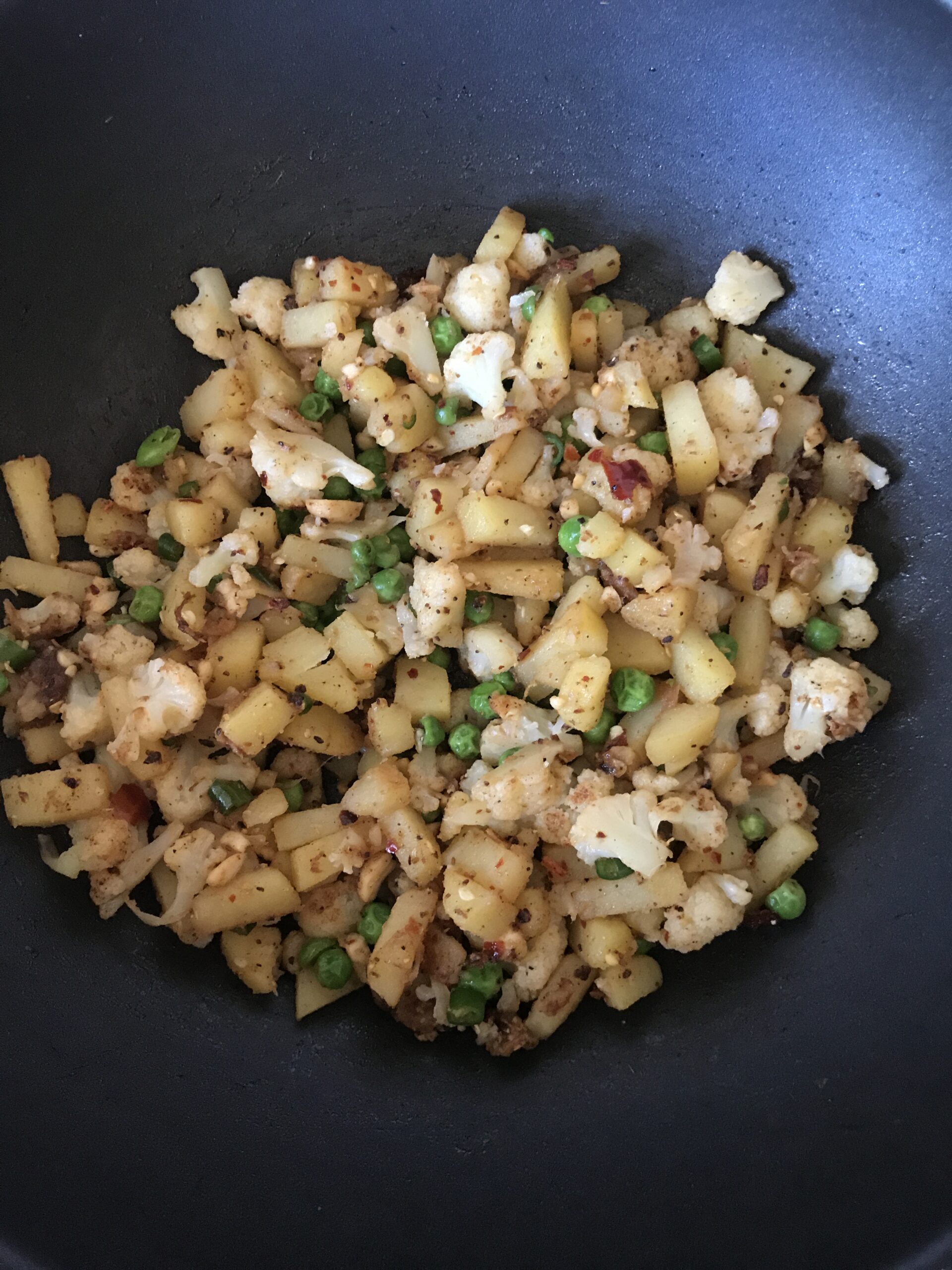 Singara (Bengali potatoes and cauliflower samosa) – Kitchen Mai
