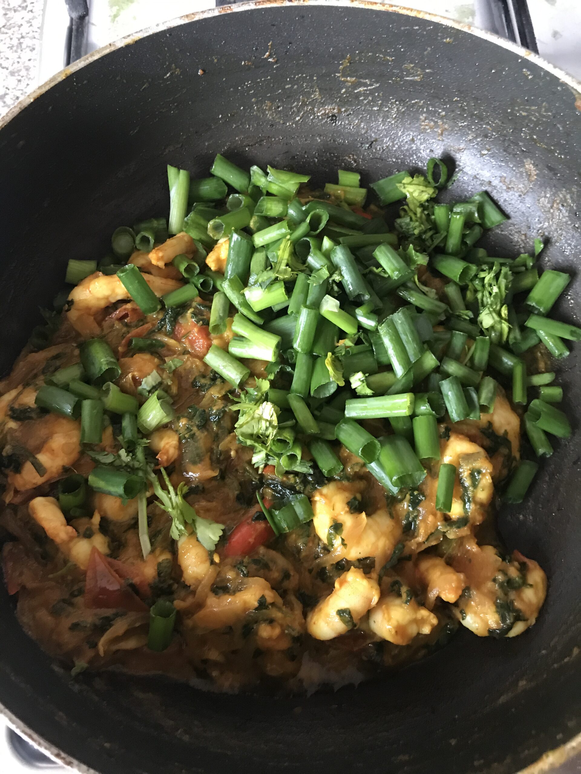 Prawns with spring onions and fenugreek leaves – Kitchen Mai